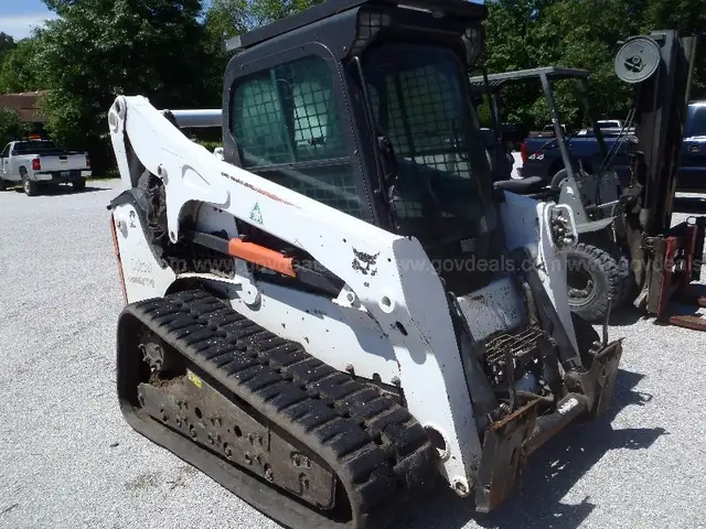 2012 Bobcat T750 | GovDeals