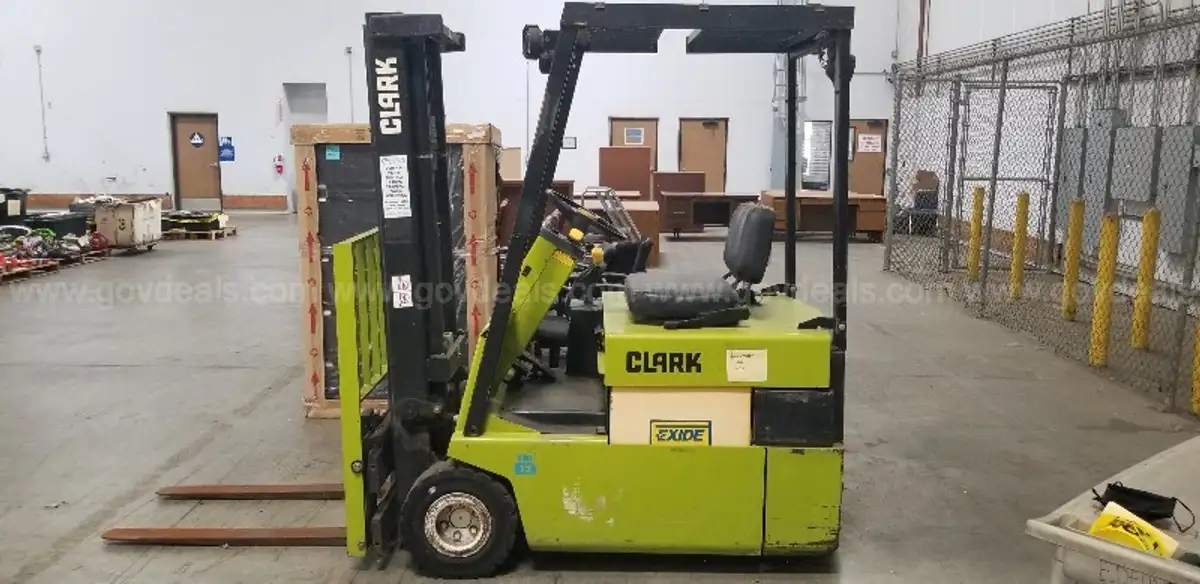 Clark TM 15 Forklift | GovDeals