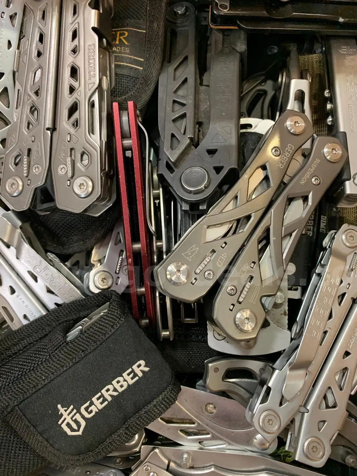 Box of Gerber Knives/Multi-Tools | AllSurplus