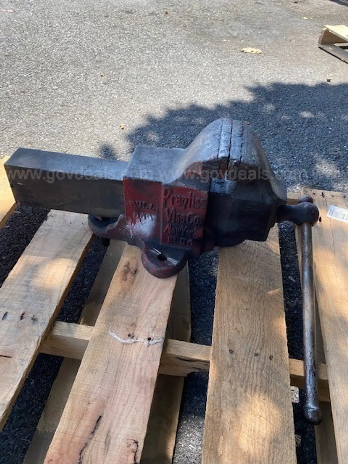 PRENTISS "BULL DOG" NO. 56 HEAVY DUTY VISE | AllSurplus
