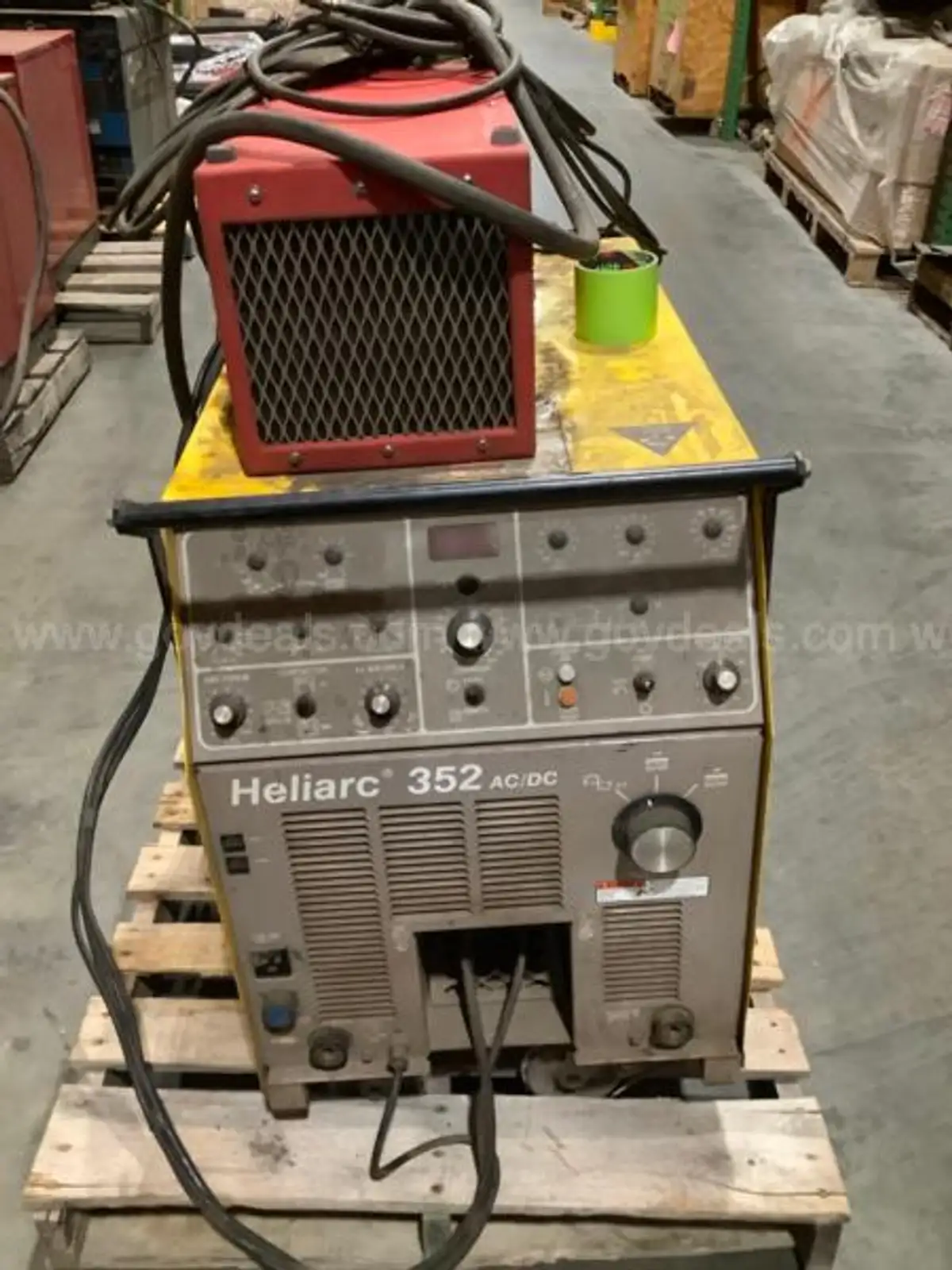 ESAB Heliarc 352 AC/DC welder | AllSurplus
