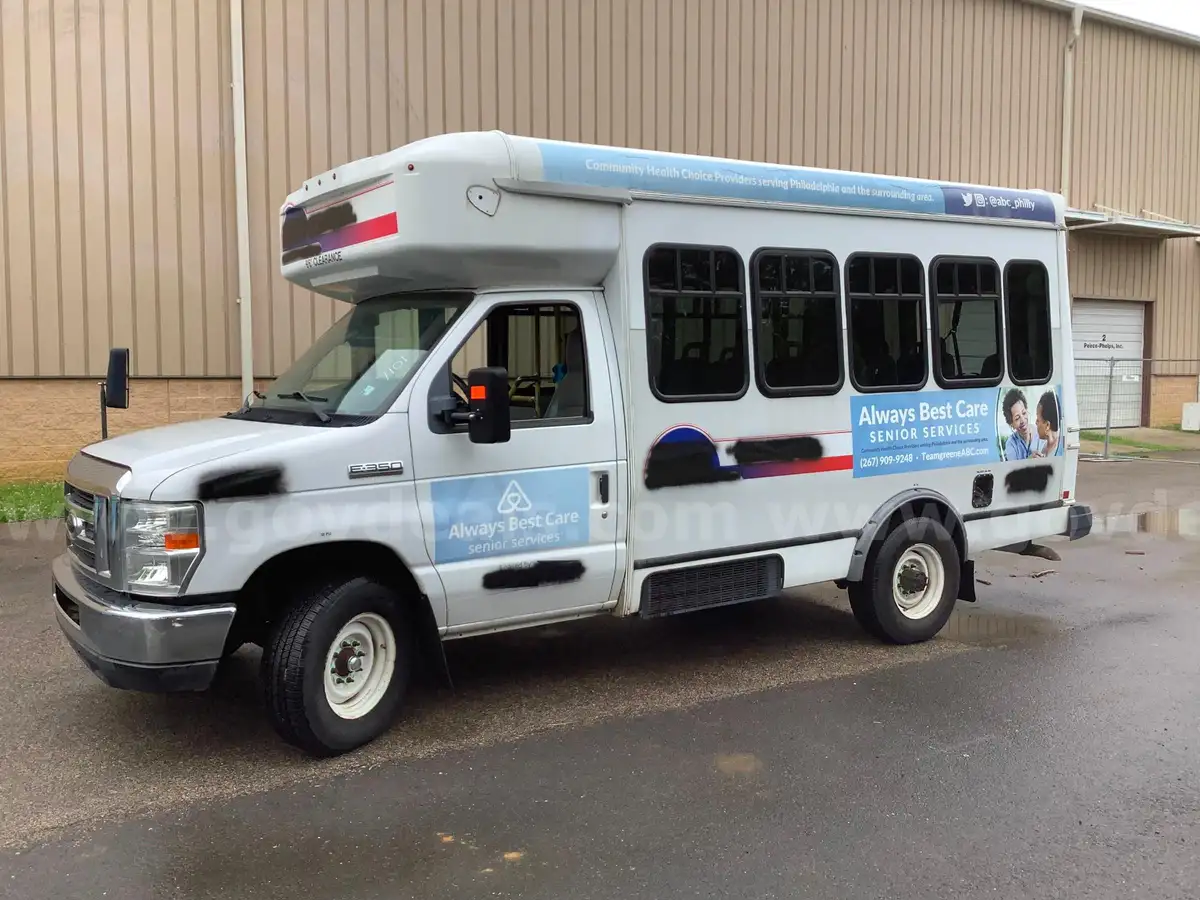 2017 Ford E350 12 Passenger Paratransit Van | AllSurplus