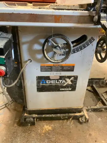 Delta 10 Inch Table Saw | AllSurplus