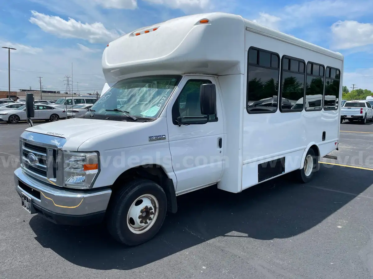 2017 Ford Econoline E350 Allstar 16 Passenger Shuttle Bus, 6.8L V10 | GovDeals