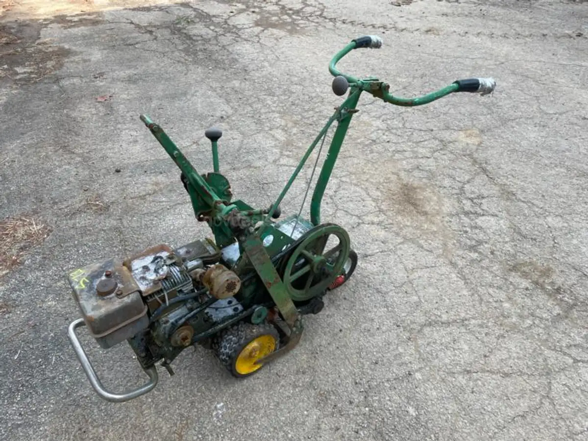 Ryan Sod Cutter UJR-1 | AllSurplus