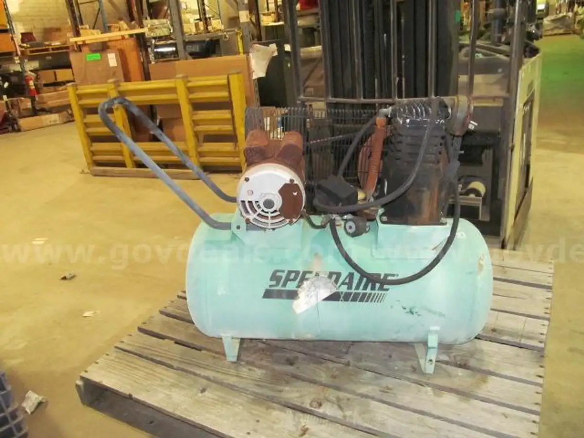 Speedaire 20 Gallon Air Compressor Parts Unit | GovDeals