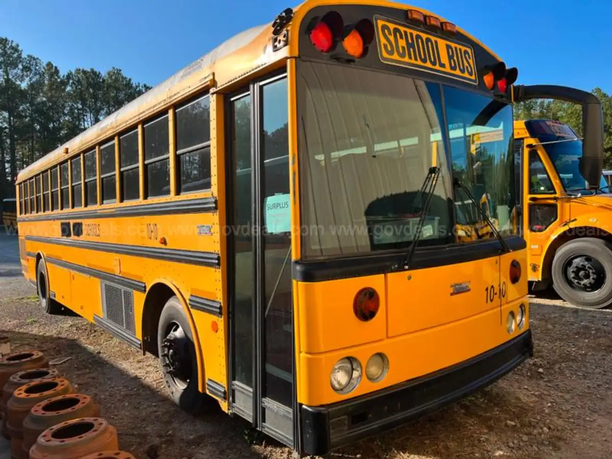 2009 Thomas HDX School Bus | GovDeals