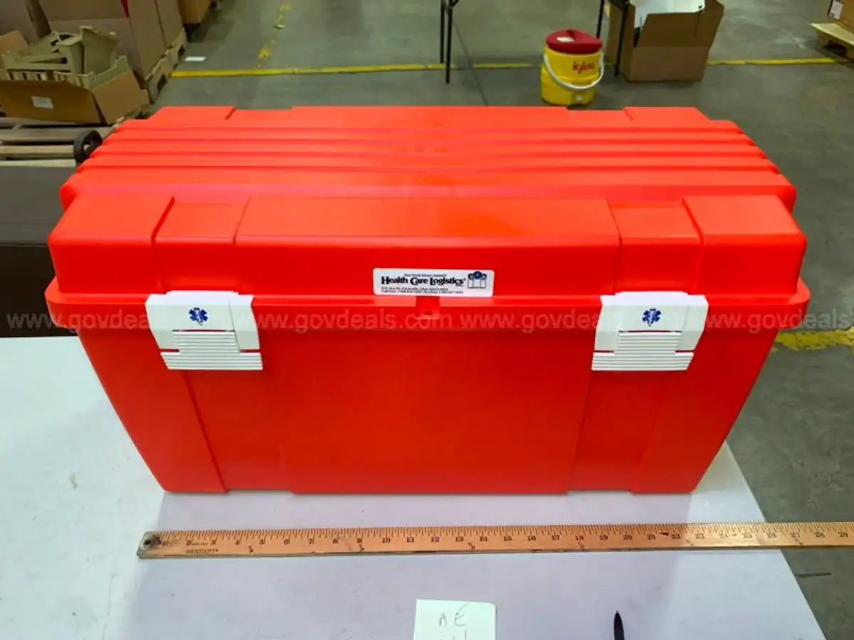 Health care box, red | AllSurplus