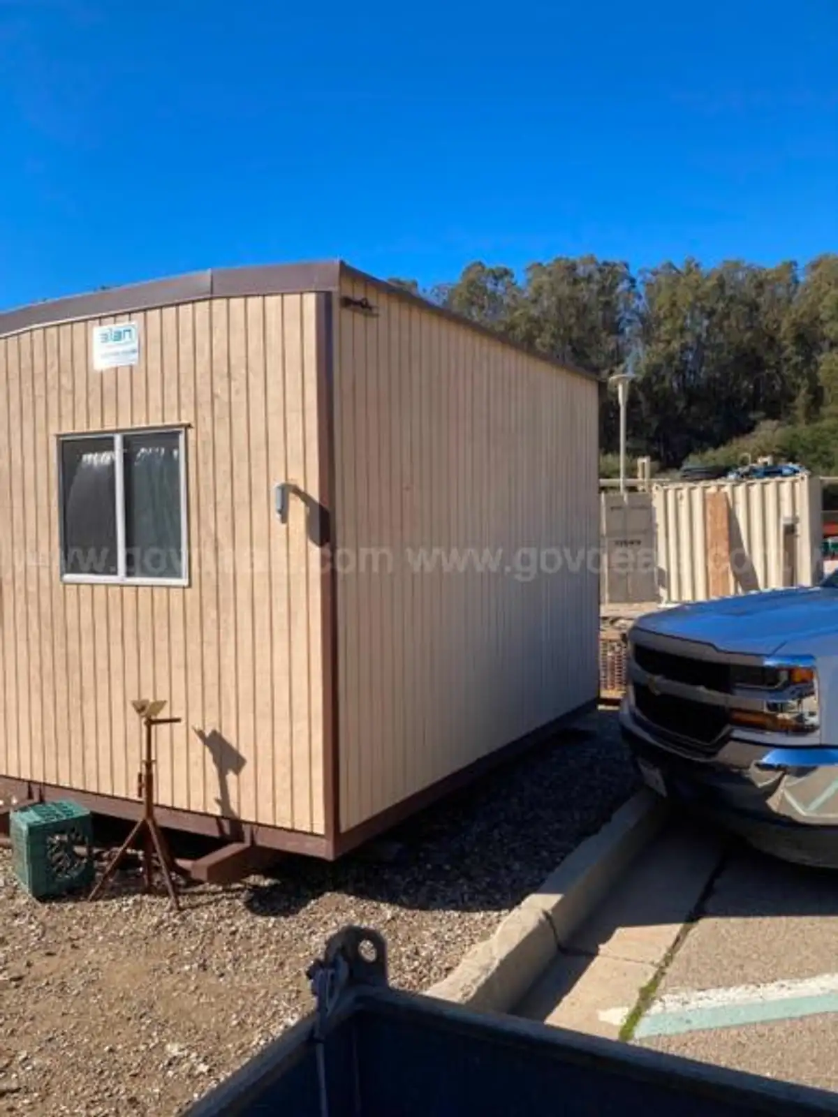Guard shack/construction office | GovDeals