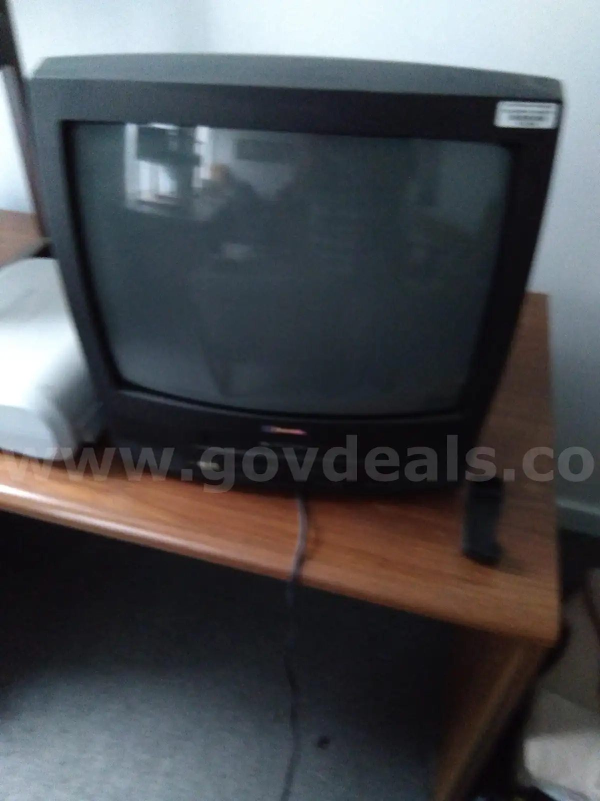 Emerson TV/VCR Combo | AllSurplus