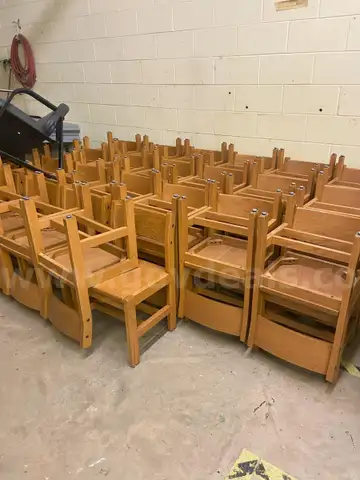 Elementary library student chairs (qty 42) and tables | GovDeals