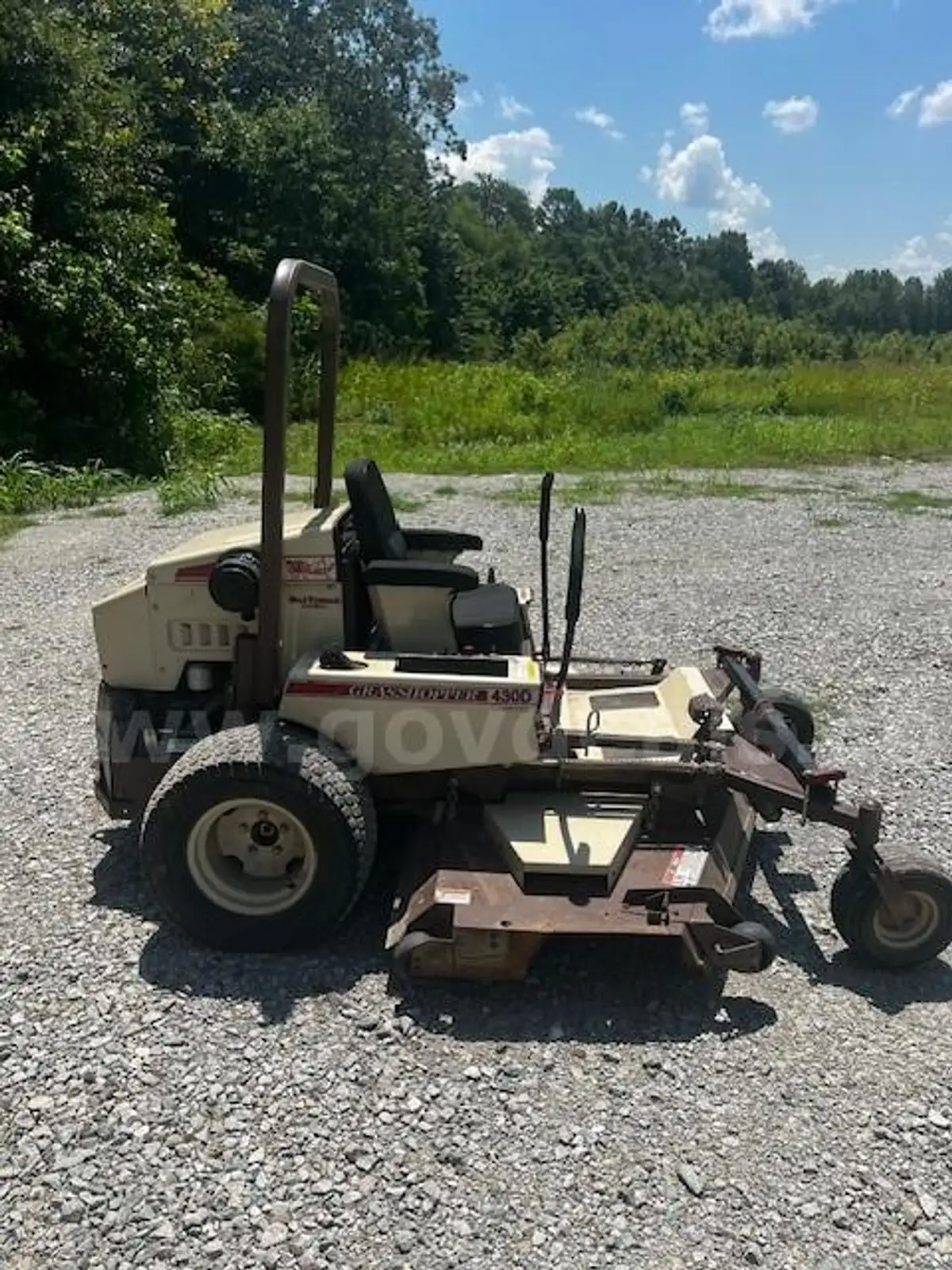 2010 GRASSHOPPER 430D MOWER | GovDeals