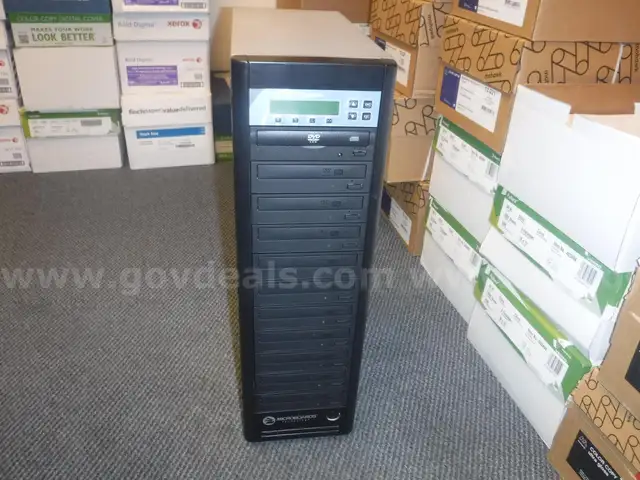 Microboards Technology CopyWriter Pro 1016 CD/DVD Tower Duplicator (1 ...