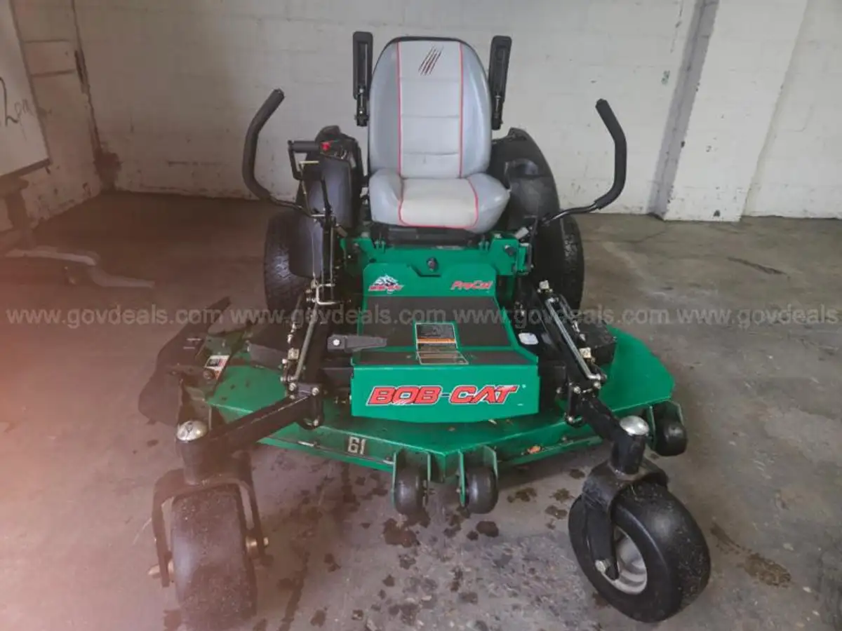 Bobcat Pro Cat Zero Turn Mower | AllSurplus
