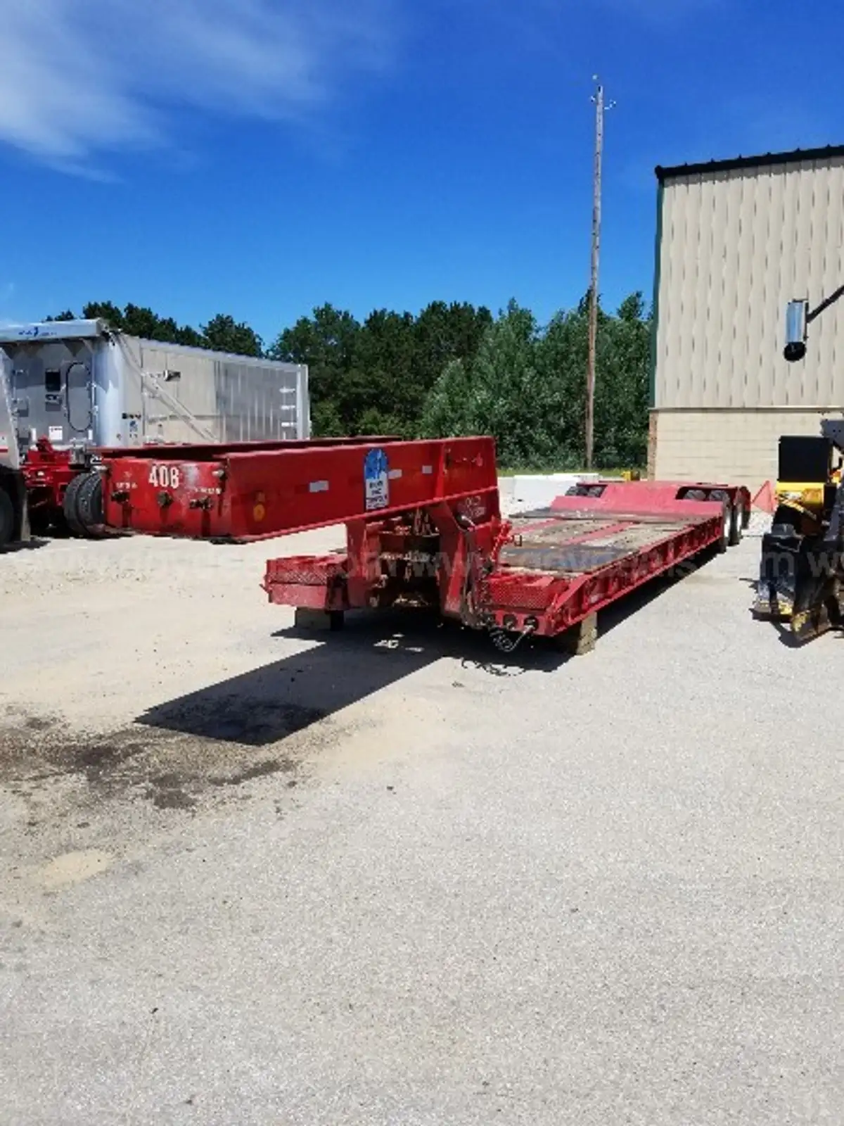 1977 Rogers Lowboy | AllSurplus