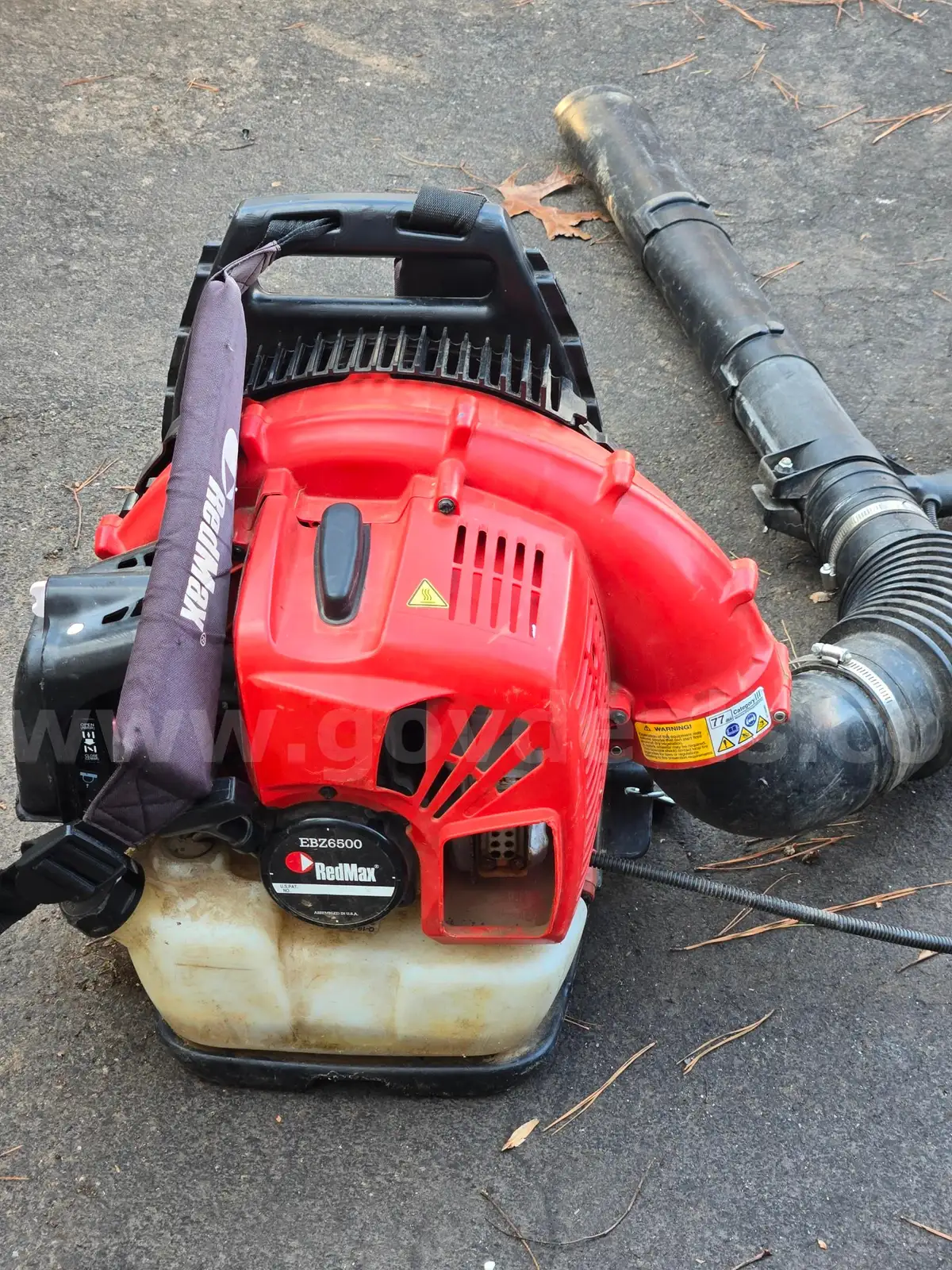 Red Max blower | AllSurplus