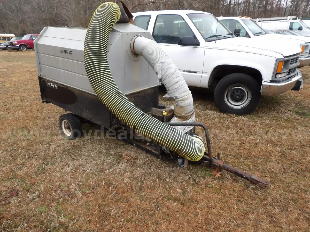 Trac Vac Leaf Vacuum | AllSurplus