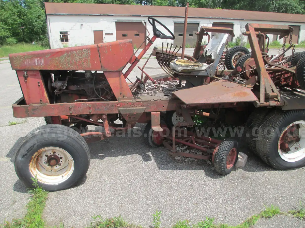 Toro Mower with Gang Reels | AllSurplus