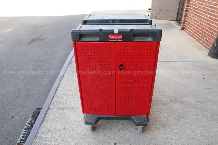 Rubbermaid Cart | GovDeals