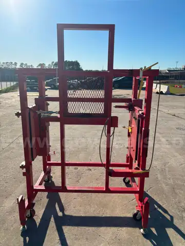 Forcible entry simulator | GovDeals