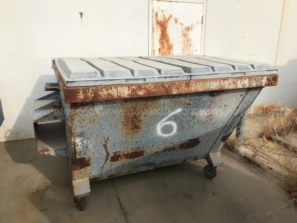 One 3-yard steel trash bin with casters and lid | GovDeals