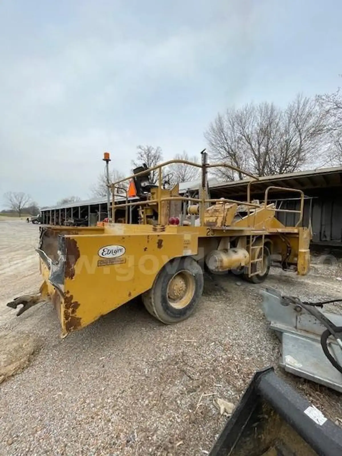 Self-Propelled aggregate spreader chip spreader | GovDeals