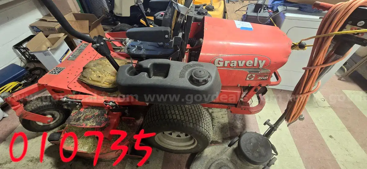 Gravely 260Z Zero turn riding mower | AllSurplus