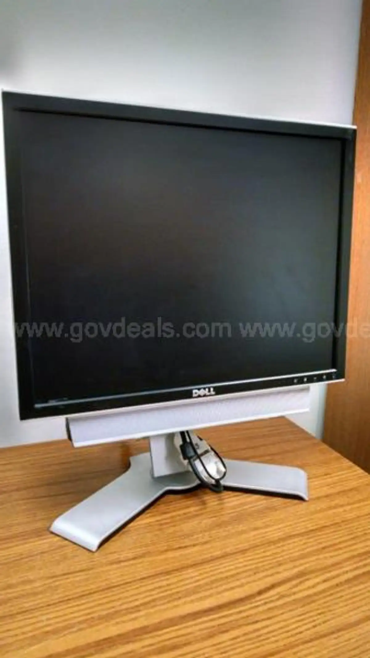 Dell UltraSharp 2007FP Dell 20" LCD Monitor | AllSurplus