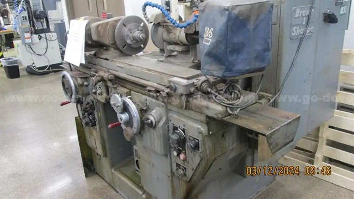 Brown & Sharpe Universal Grinder 1R | AllSurplus