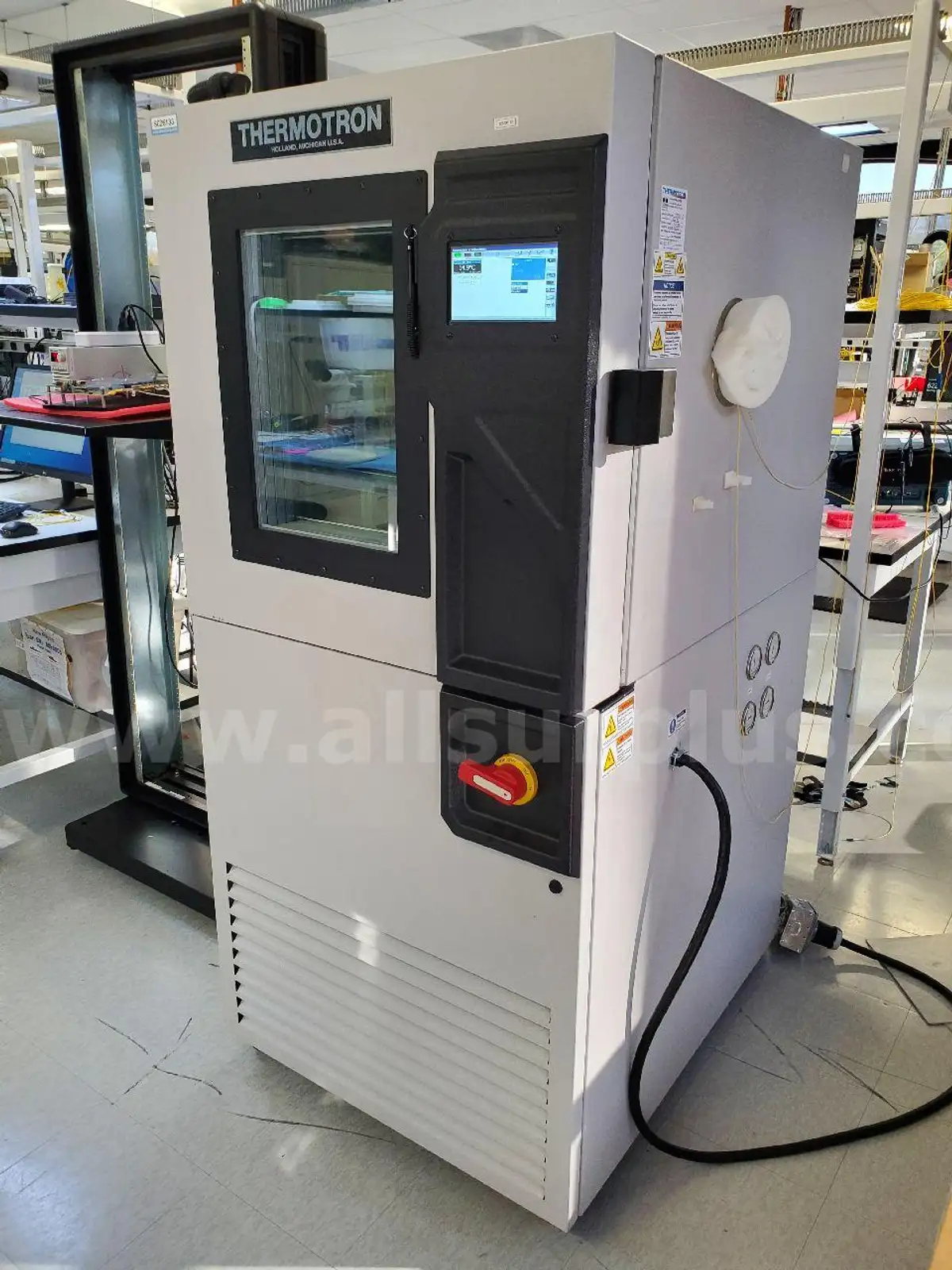 Thermotron S-8-8200 Temperature Chamber | AllSurplus