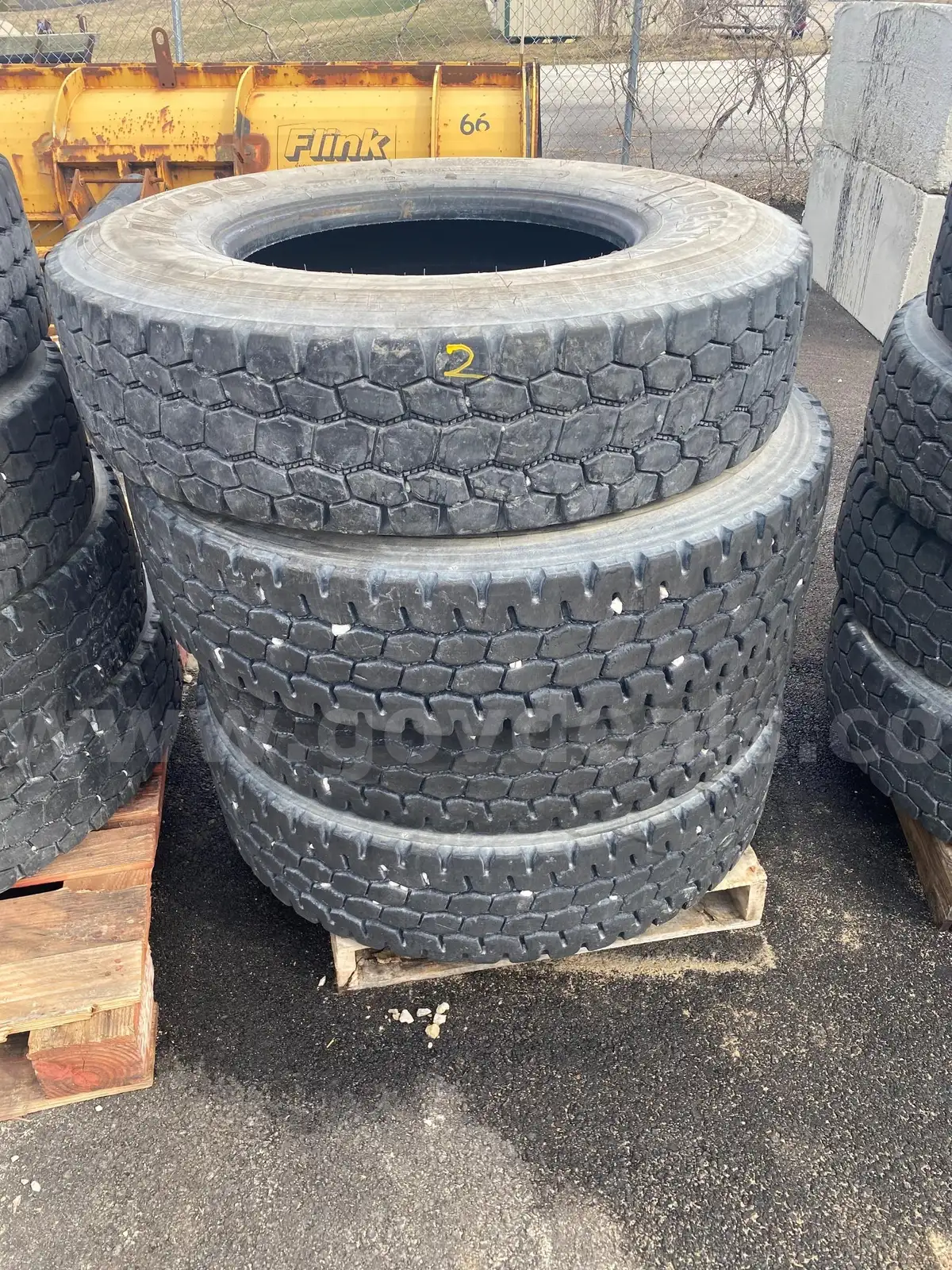 11R /22.5 TIRES | AllSurplus