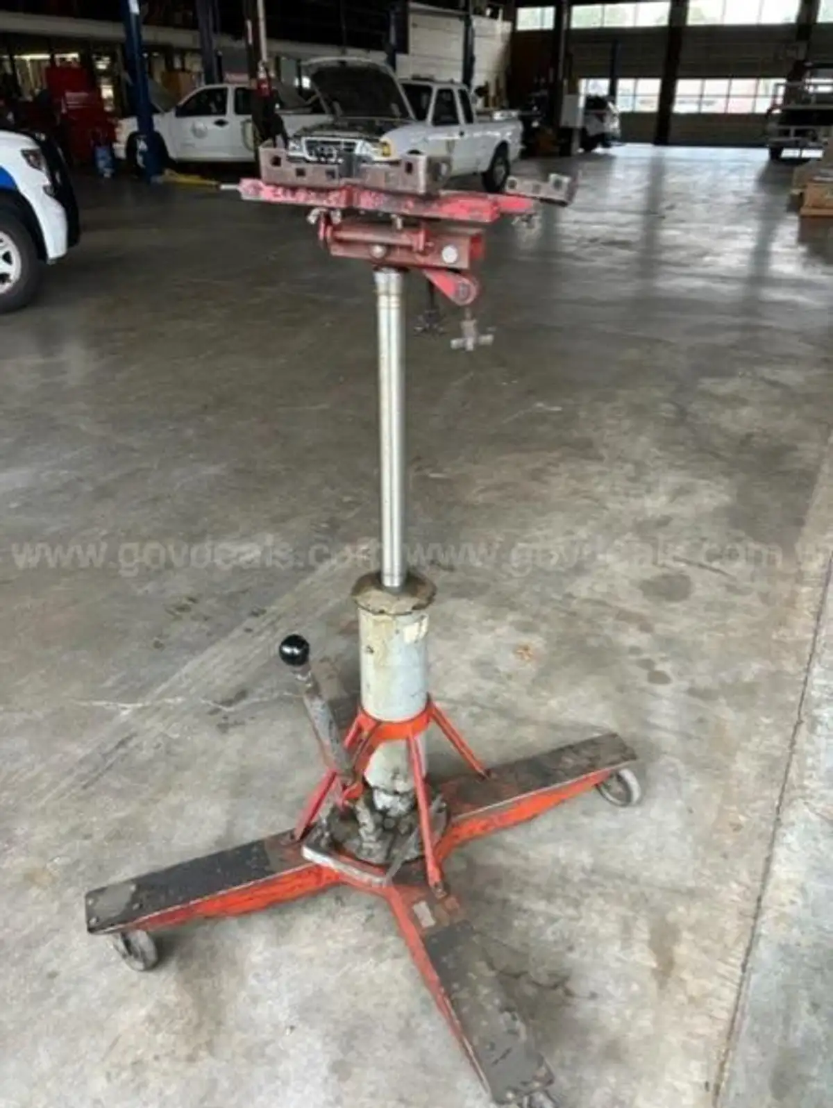 Transmission Stand | AllSurplus