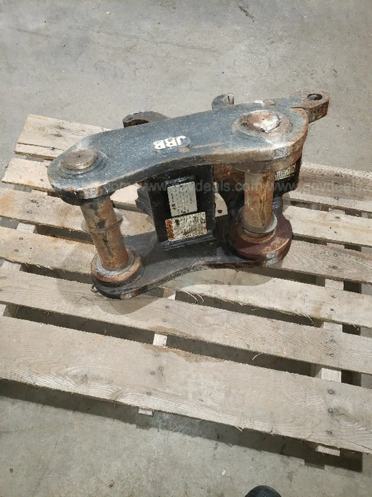 JRB quick coupler | AllSurplus