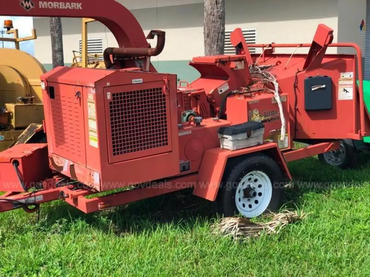2011 Morbark Chipper M12R | GovDeals