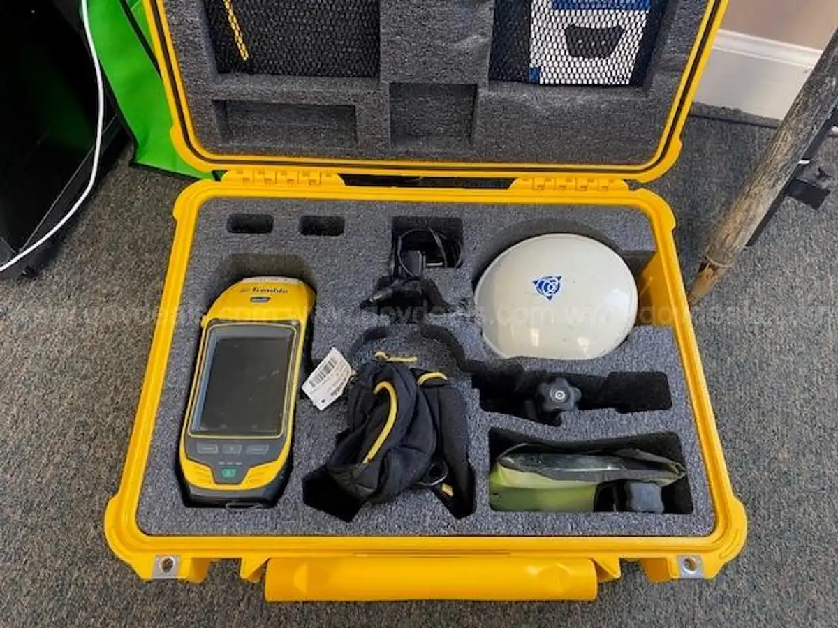 Trimble GEO Explorer 7X Handheld Data Collector & Trimble Zephyr Model ...