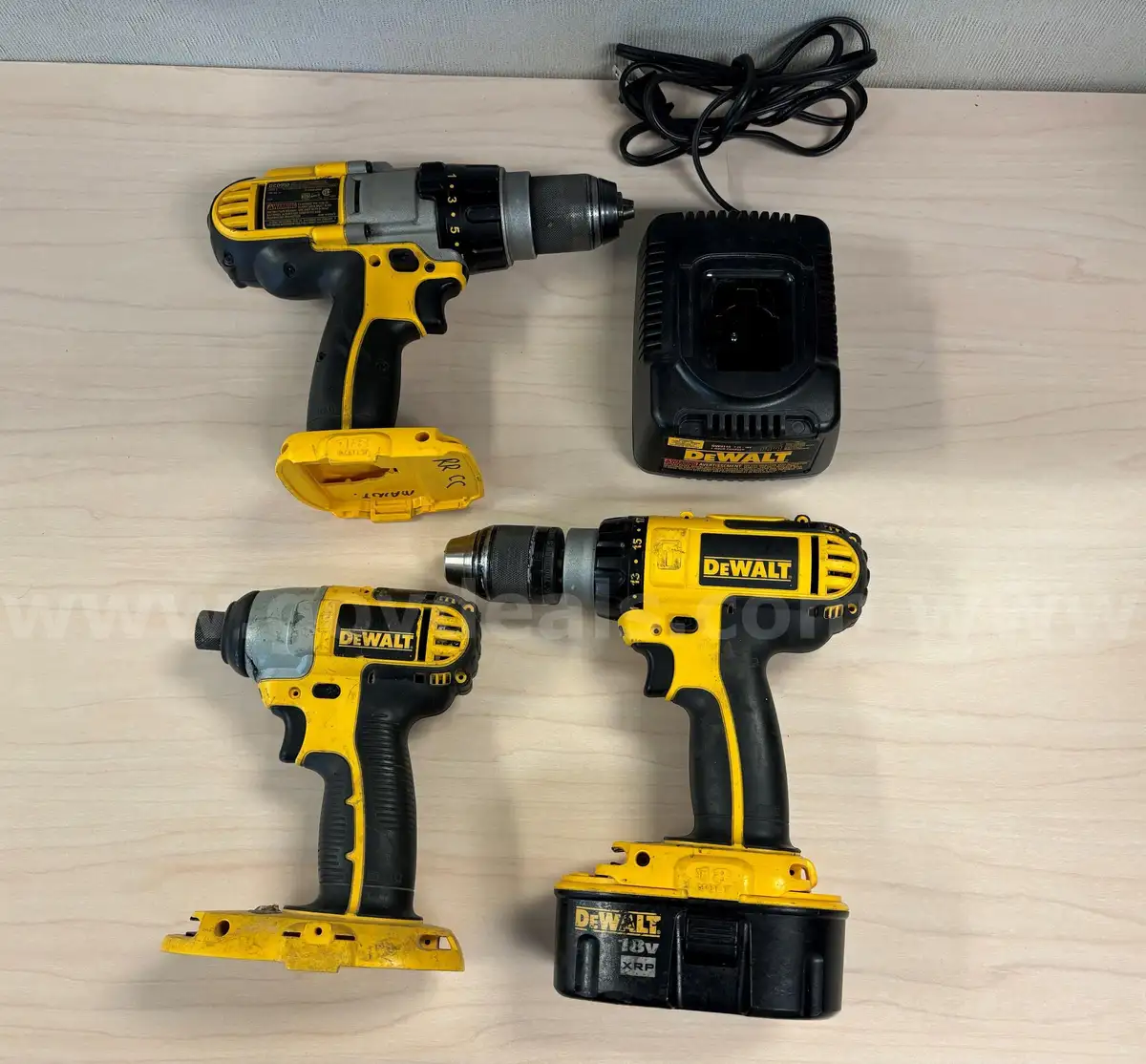 DEWALT 18V Tool Combo Kit | AllSurplus