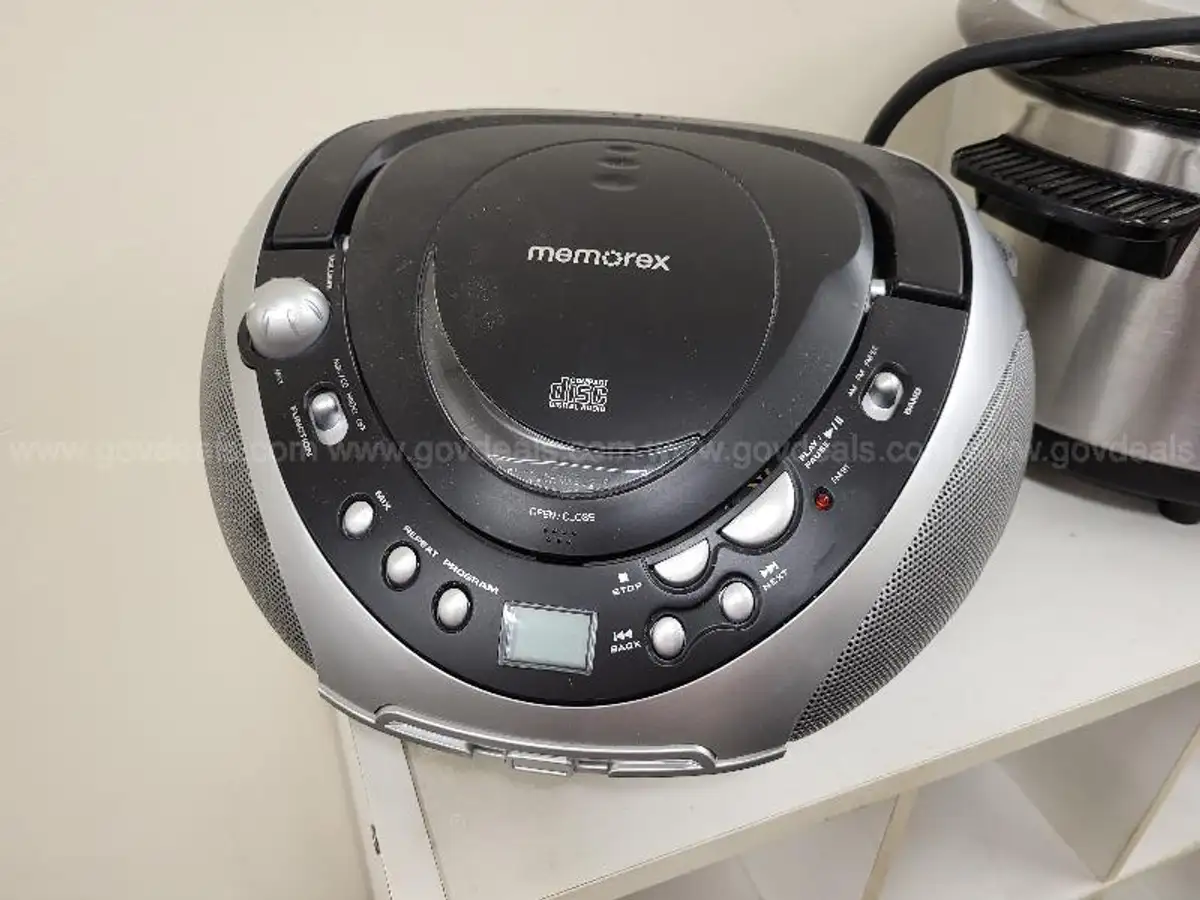 Memorex CD/Radio Combo | AllSurplus