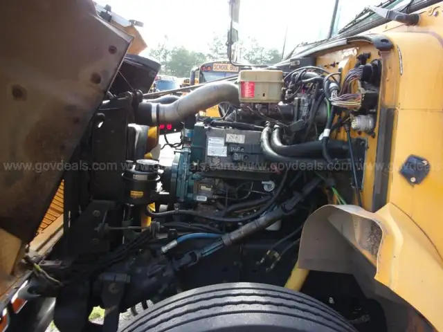 2004 International 3000 | AllSurplus