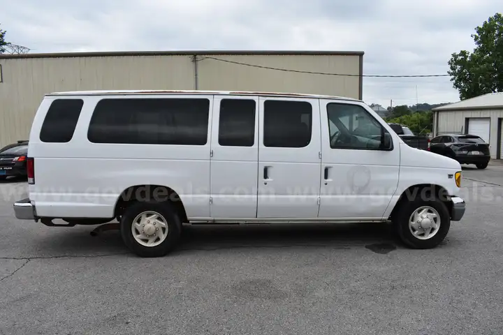 2001 Ford Econoline E-350 XLT Super Duty 7.3 Turbo Diesel | GovDeals