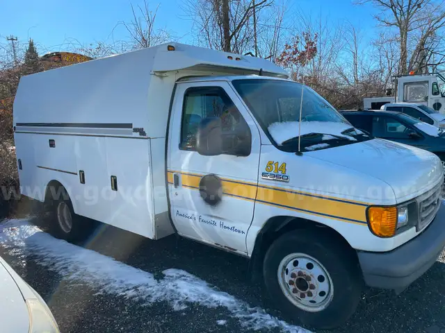 2006 Ford Econoline Utility Body Van | AllSurplus