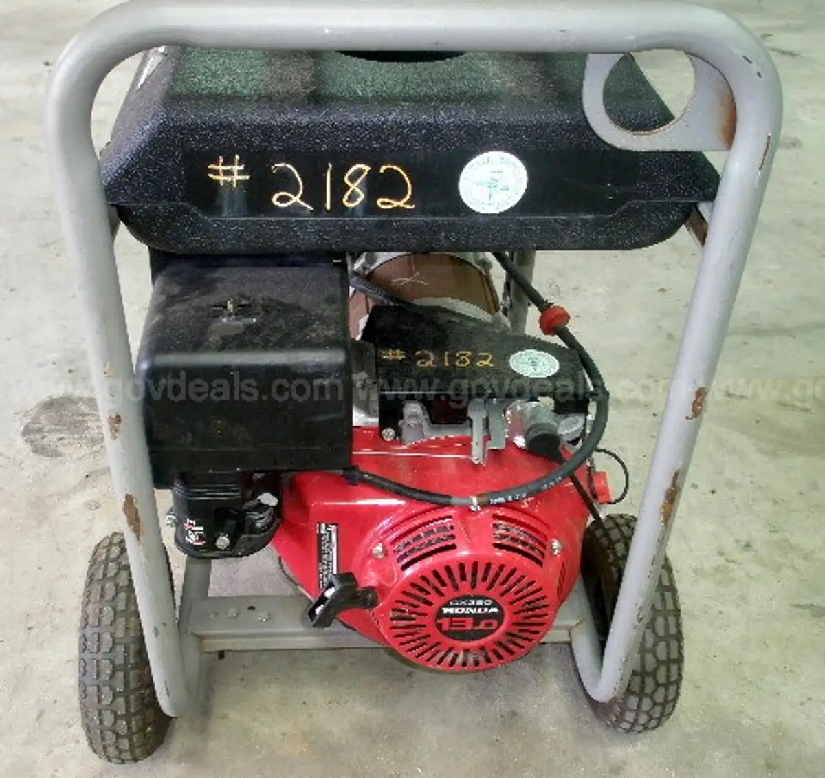 PORTER CABLE generator with 13 hp HONDA engine | GovDeals