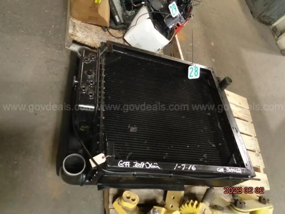 LOT #28: RADIATOR - FOR FIRE TRUCK WITH CUMMINS ENGINE SOLD AS IS ...