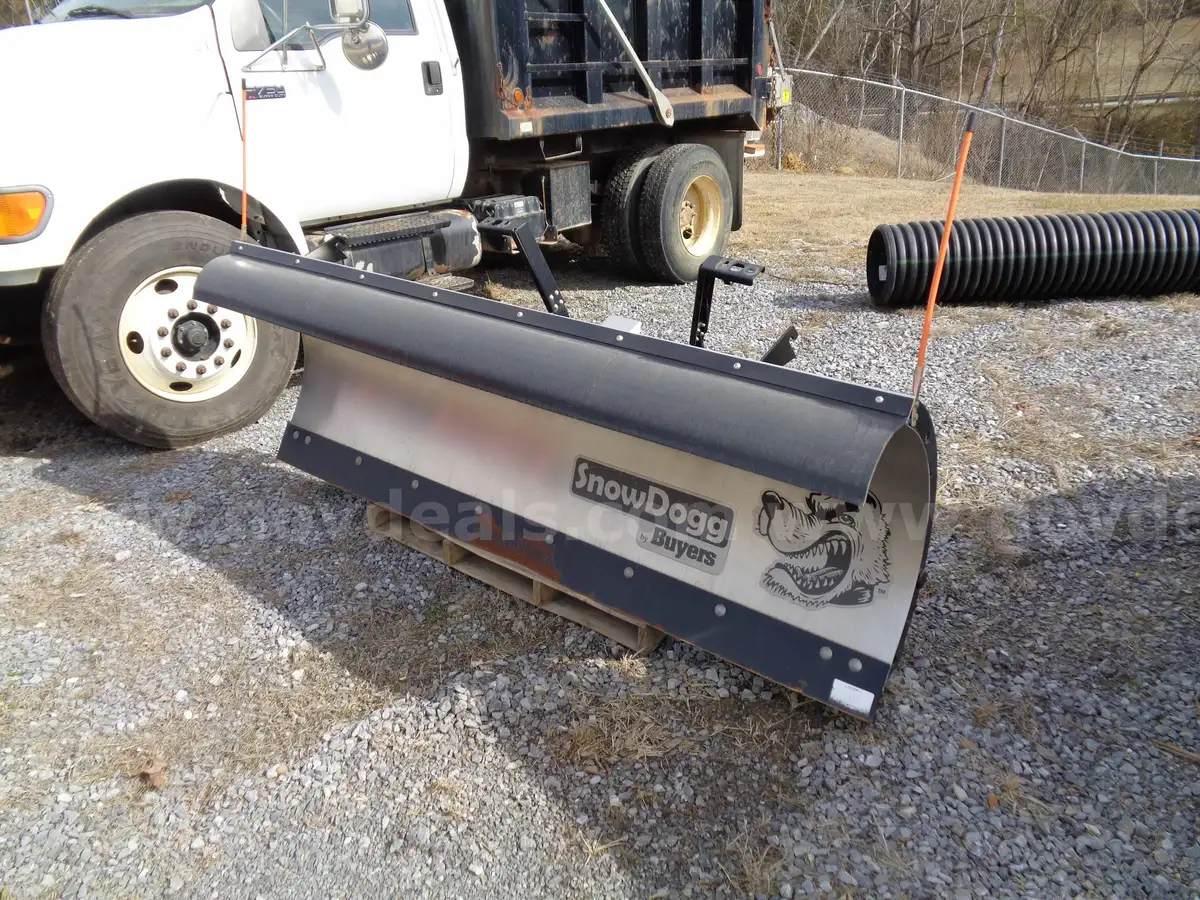 1 Snow Dogg Plow EX80 with HT300 Pawr Pack - LIKE NEW | GovDeals