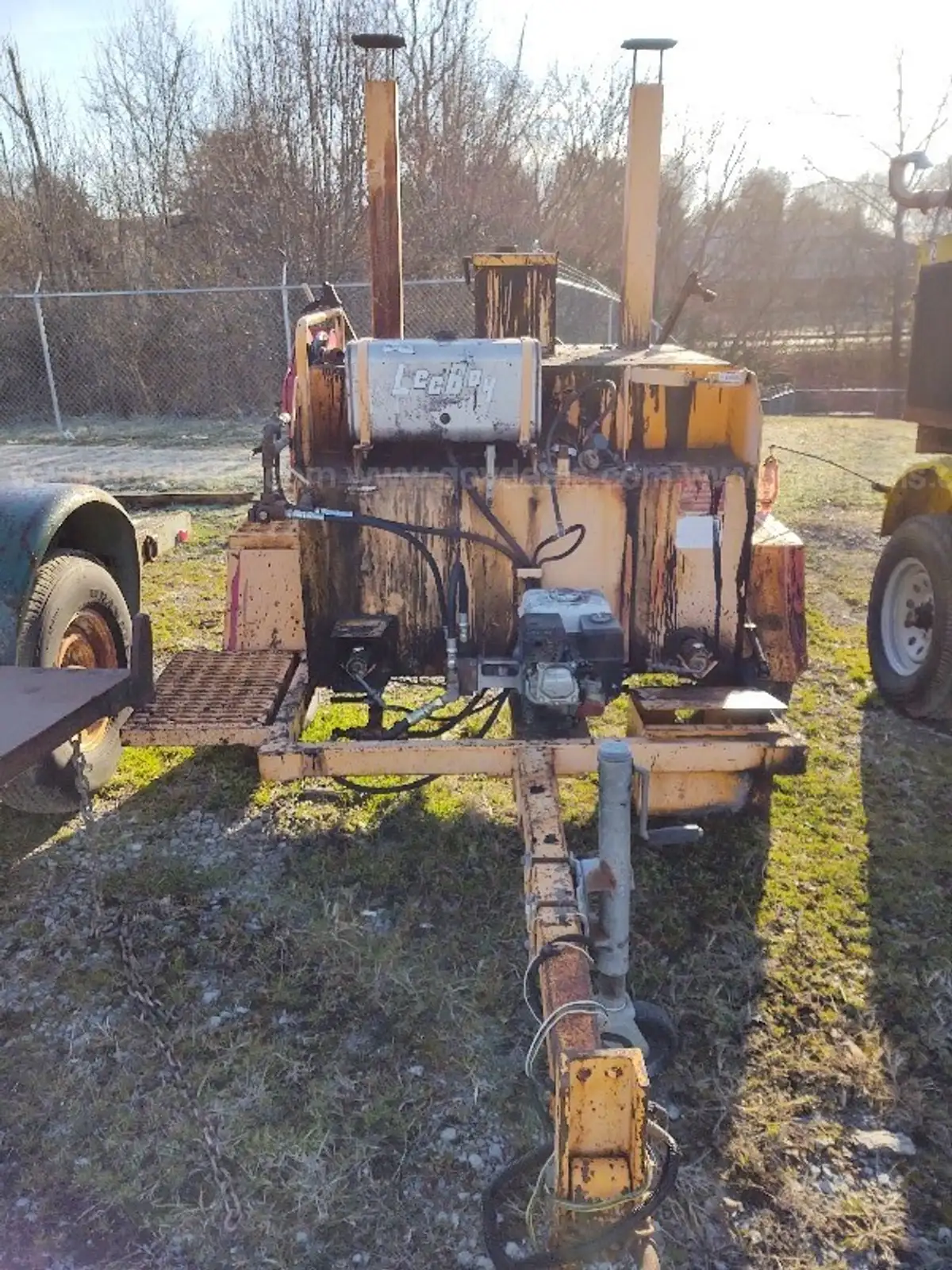 Tack Machine for asphalt crack sealing | GovDeals