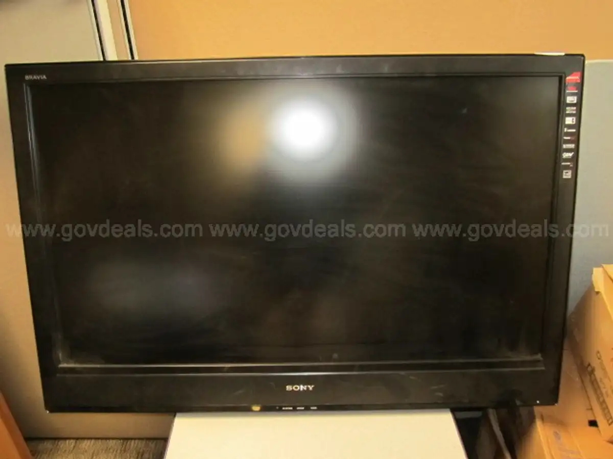 Sony Bravia 46-Inch LCD HDTV | GovDeals