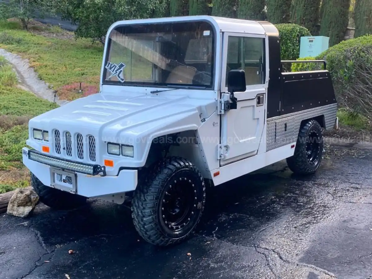 E-RIDE EXV2 PATRIOT ELECTRIC VEHICLE w/ CUSTOM LIFT & PASSENGER SEATING ...