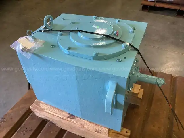 LIGHTNIN 74 GR DR GEAR MIXER GEARBOX 25.6 RATIO RR | AllSurplus