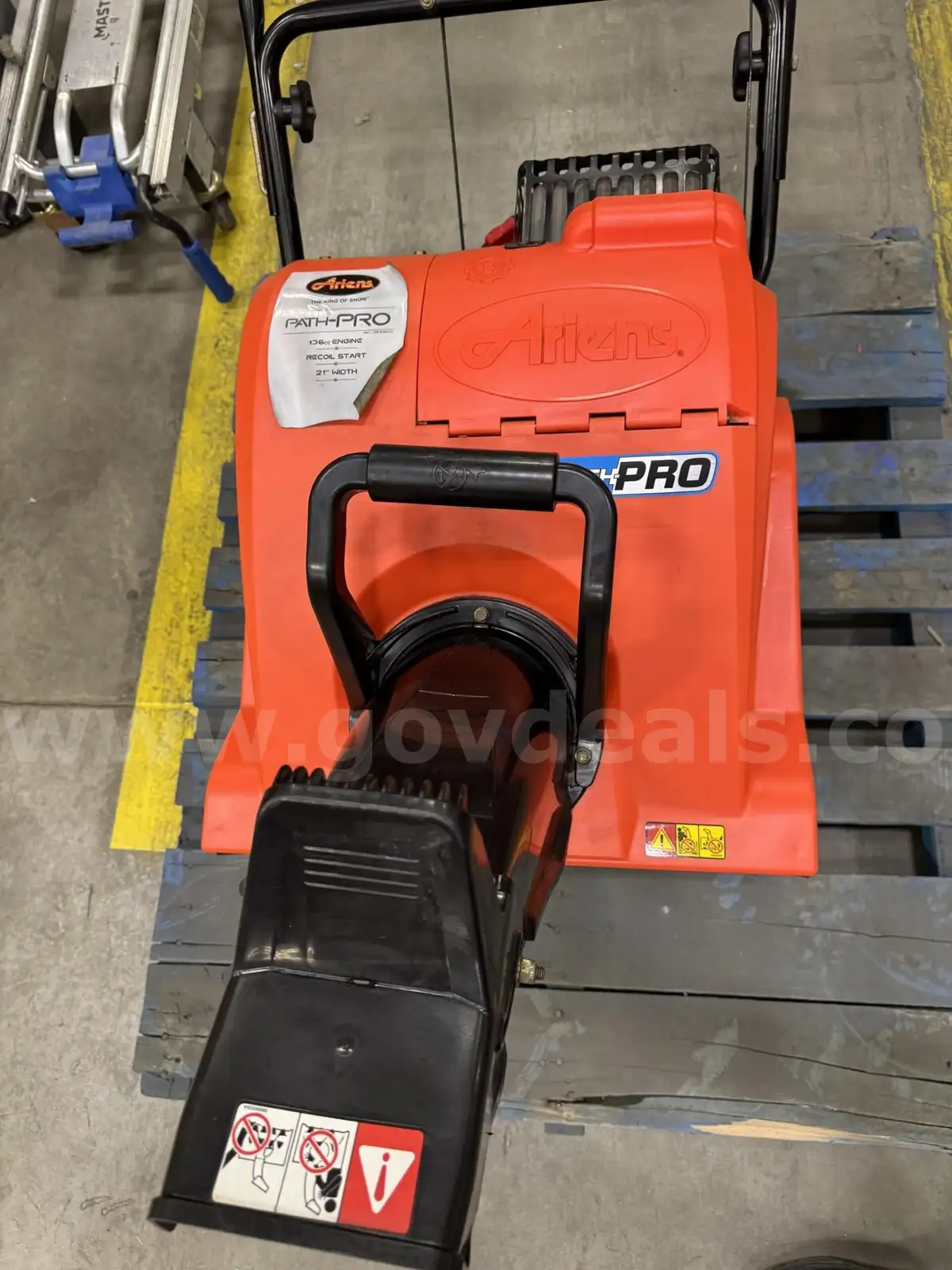 Ariens Path-Pro Snow blower | AllSurplus