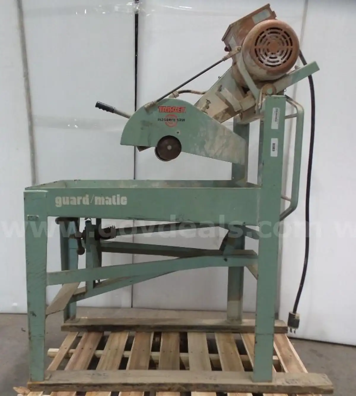 (1)-Target Masonry Saw | AllSurplus