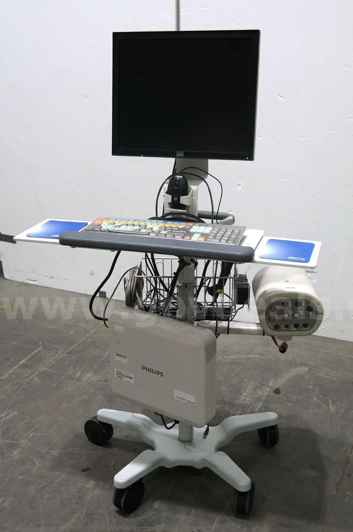 (1)-Philips Xper Flex Cardio Physiomonitoring System FC 2010 | AllSurplus